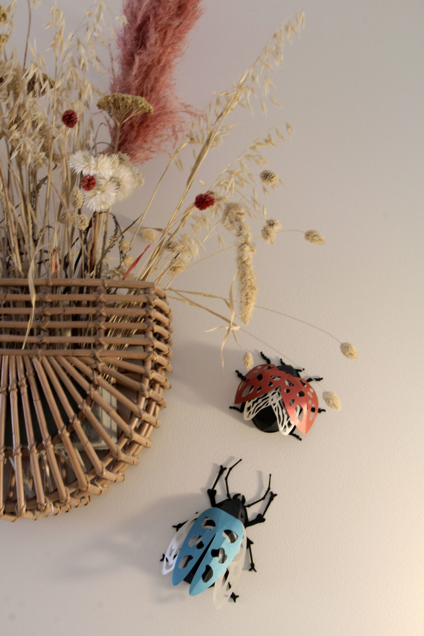 Insectes en papier - AgentPaper